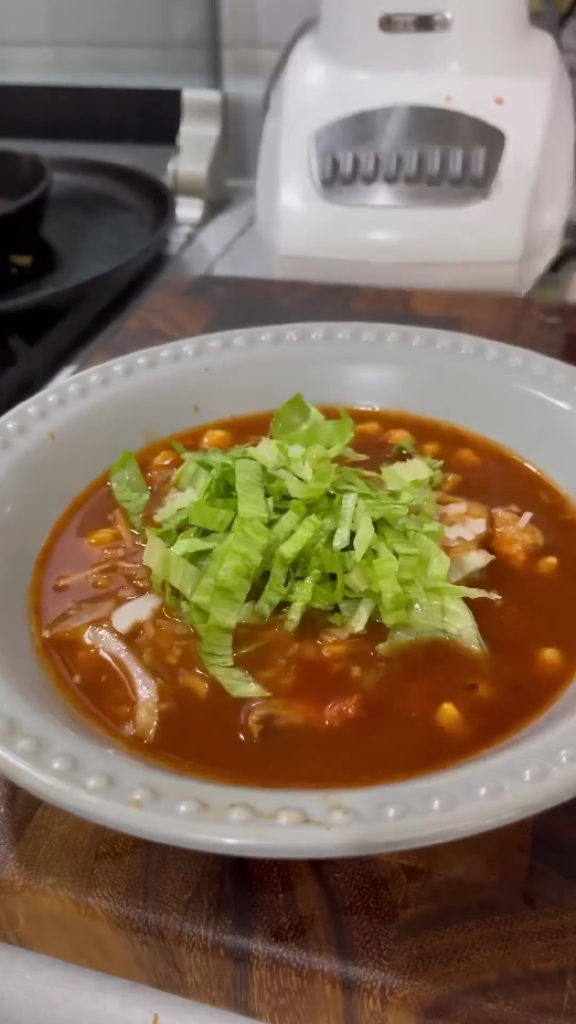 Receta de Pozole Rojo en Una Olla que Todos Amarán