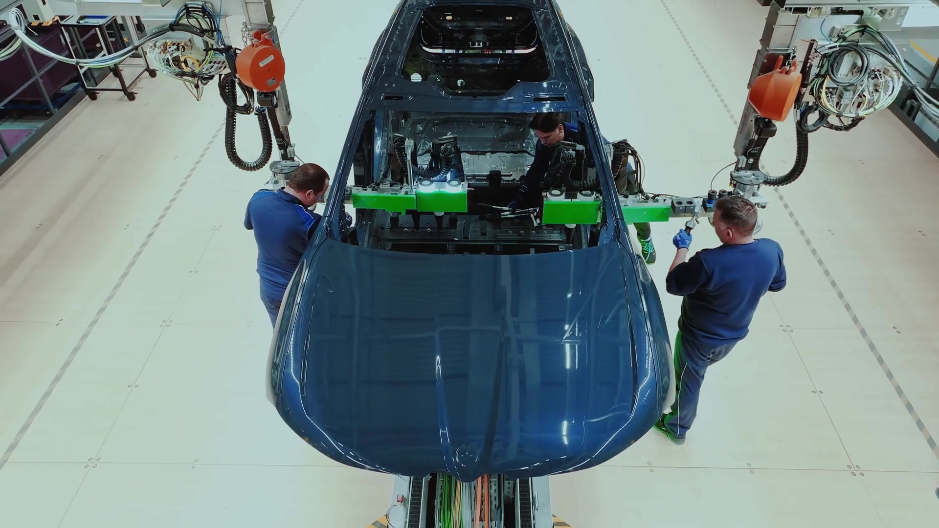 Building the all-new BMW iX3 - Assembly