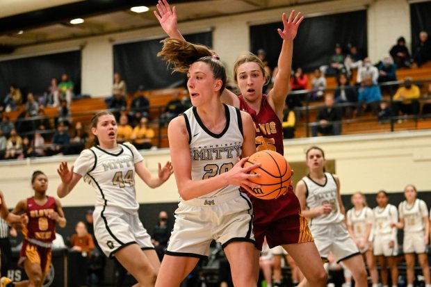 Archbishop Mitty star McKenna Woliczko commits to Iowa | Girls basketball