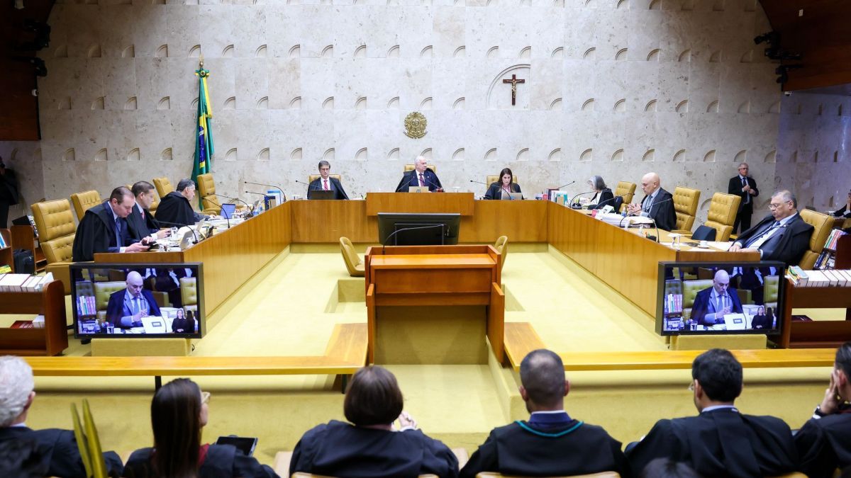 Ações sobre uberização no STF devem aguardar definição do Congresso