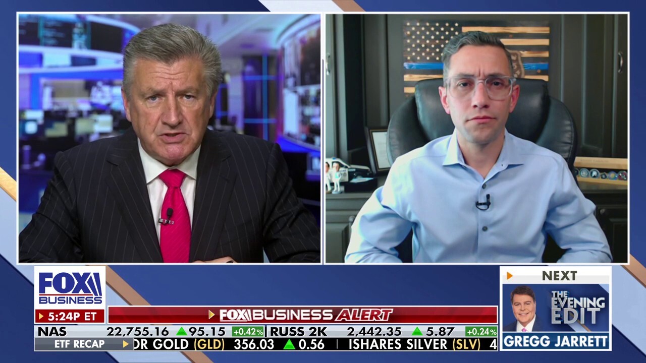 Joe Gamaldi: JB Pritzker should be 'ashamed of himself'