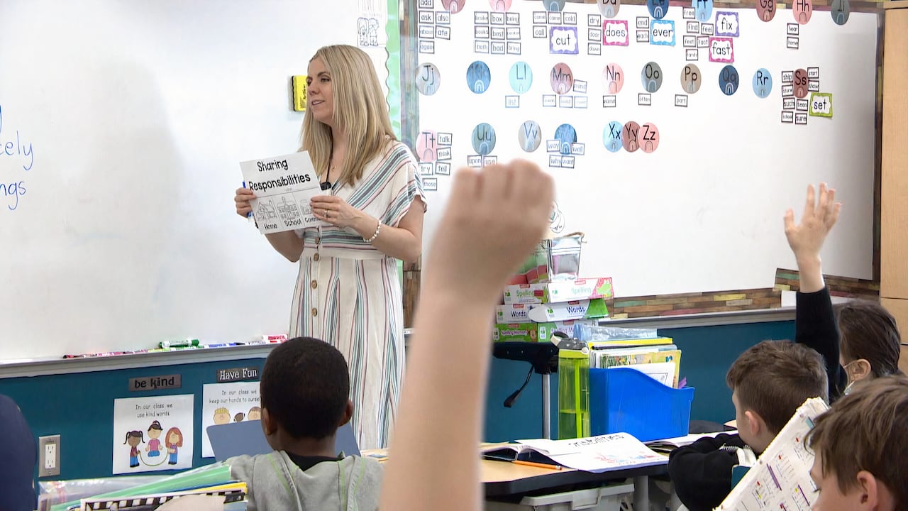 How Alberta parents, schools are prepping for a potential teacher strike