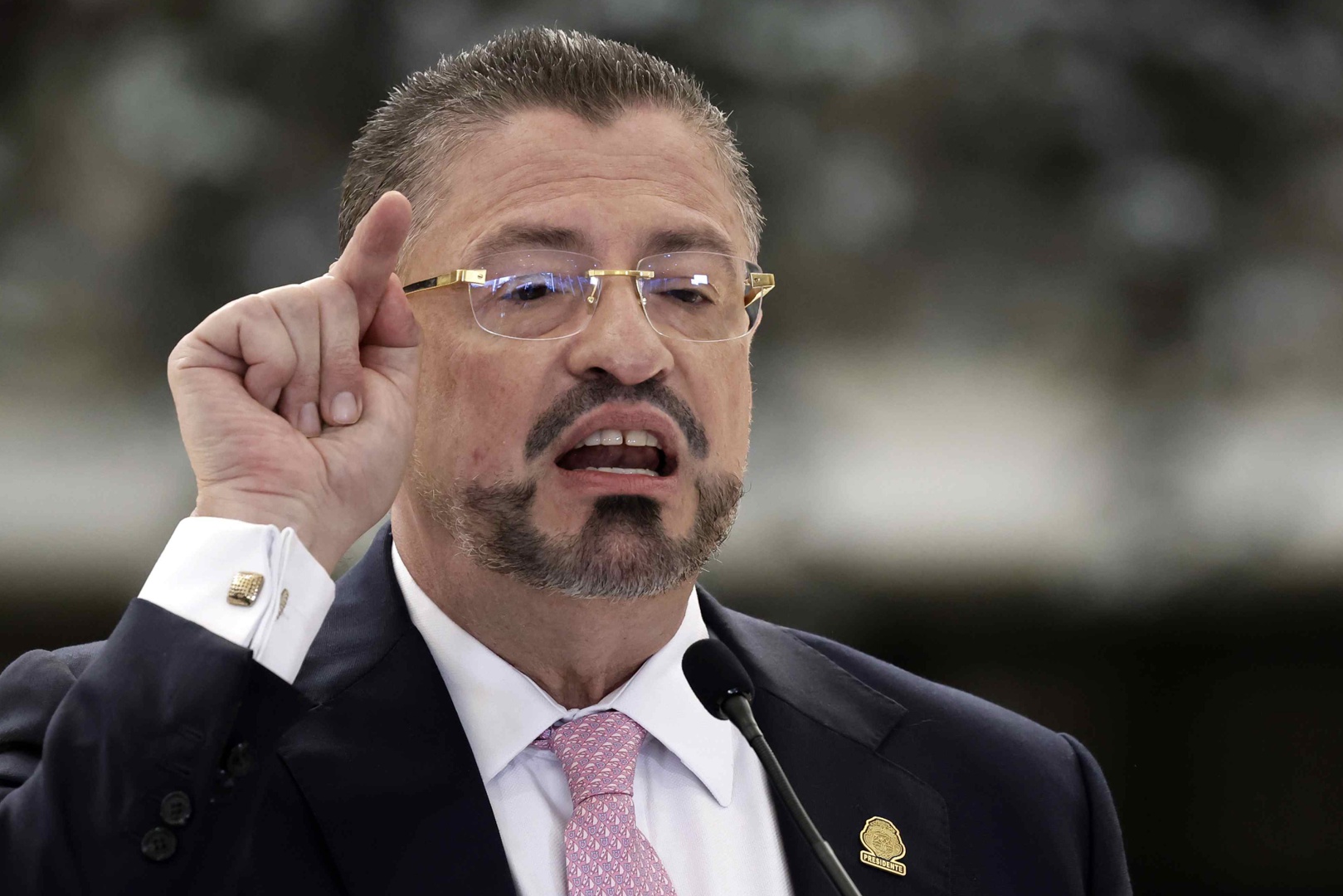 Chaves acusa al tribunal electoral de cambiar las reglas para ...