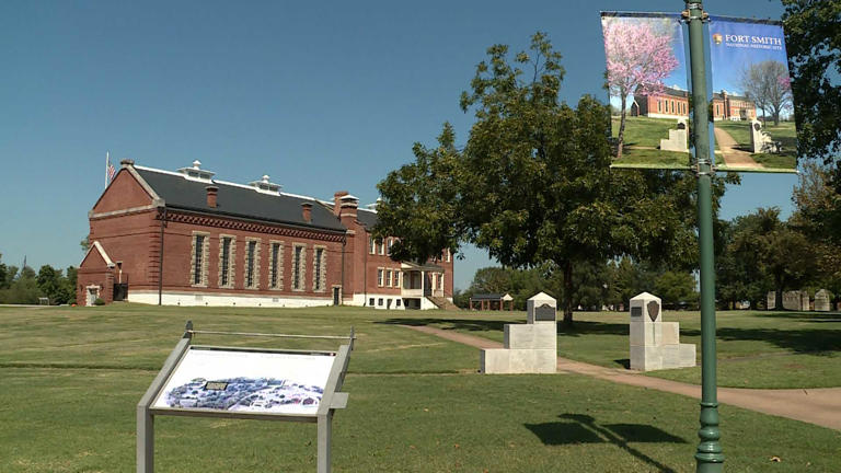 Government shutdown closes buildings at Fort Smith National Historic ...