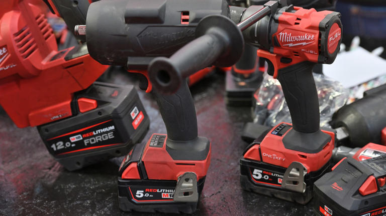 5 Of The Most Common Problems With Milwaukee Power Tool Batteries