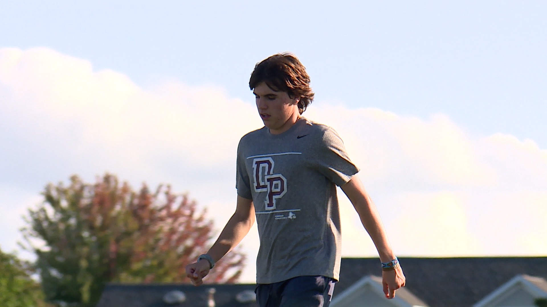 De Pere’s Grady Lenn aims for first cross country title after record ...