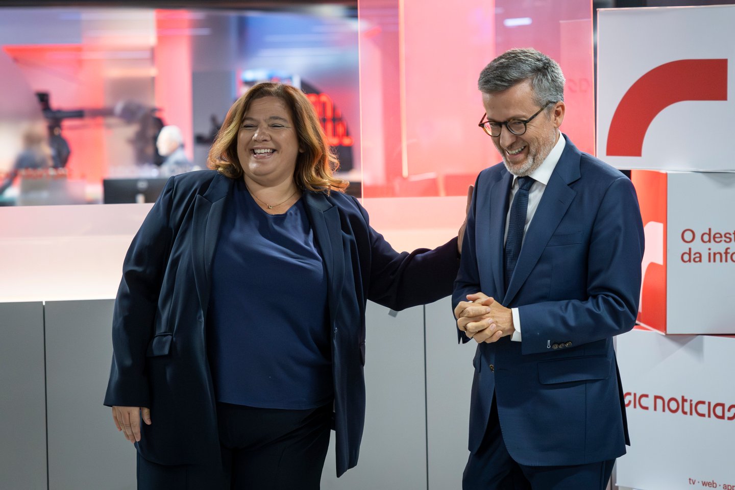 Sondagem dá empate entre Carlos Moedas e Alexandra Leitão