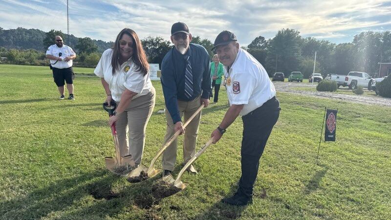 Groundbreaking celebrates new Village of Gorham fire station