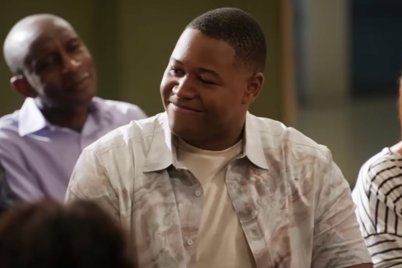 Who Plays Dominic On ‘Abbott Elementary’? ‘Shrinking’ Star Luke Tennie ...