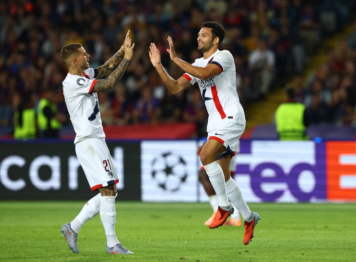 PSG đi vào lịch sử sau chiến thắng trước Barcelona