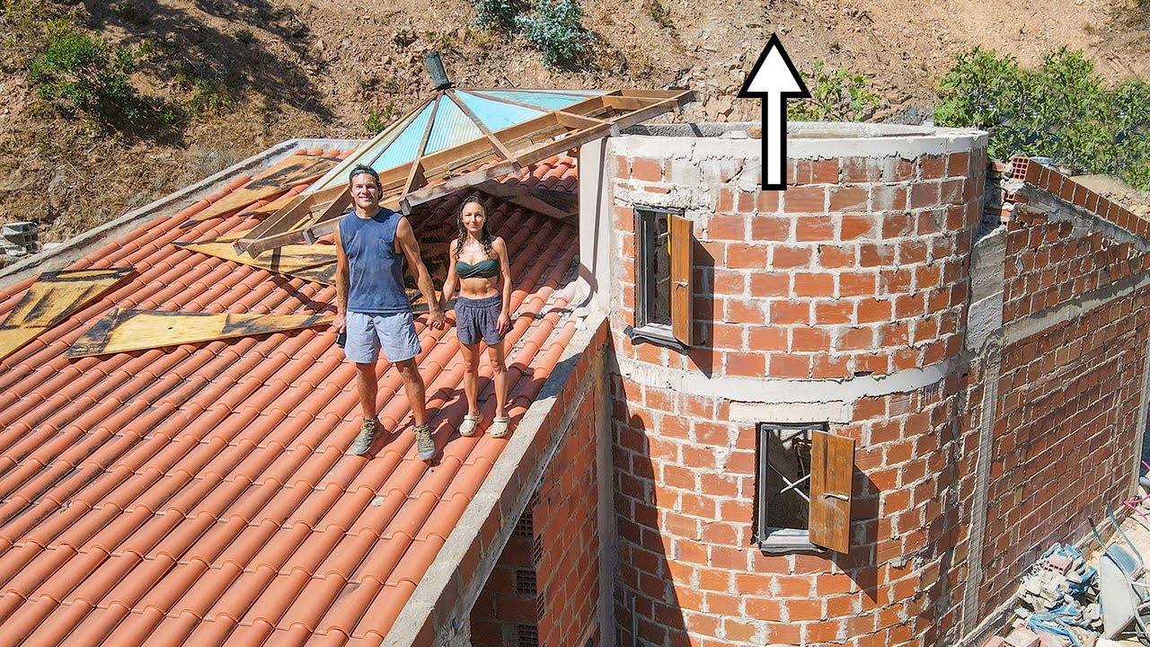 Can we really remove a roof using just muscle?