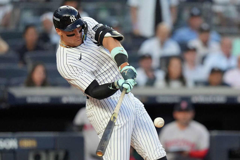 Yankees shut out Red Sox in Game 3 to win Wild Card series