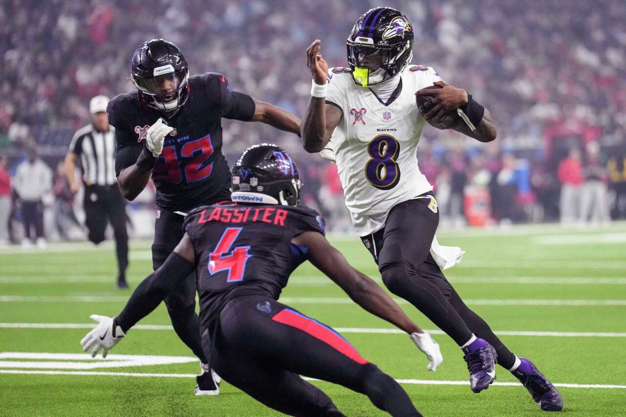 Texans preparing for Lamar Jackson no matter what injury report says