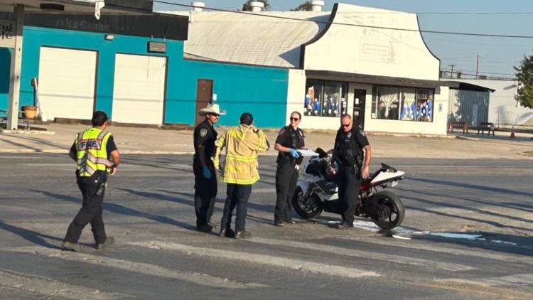 High Speed Motorcycle Chase Ends In Crash Drug Bust In Texas