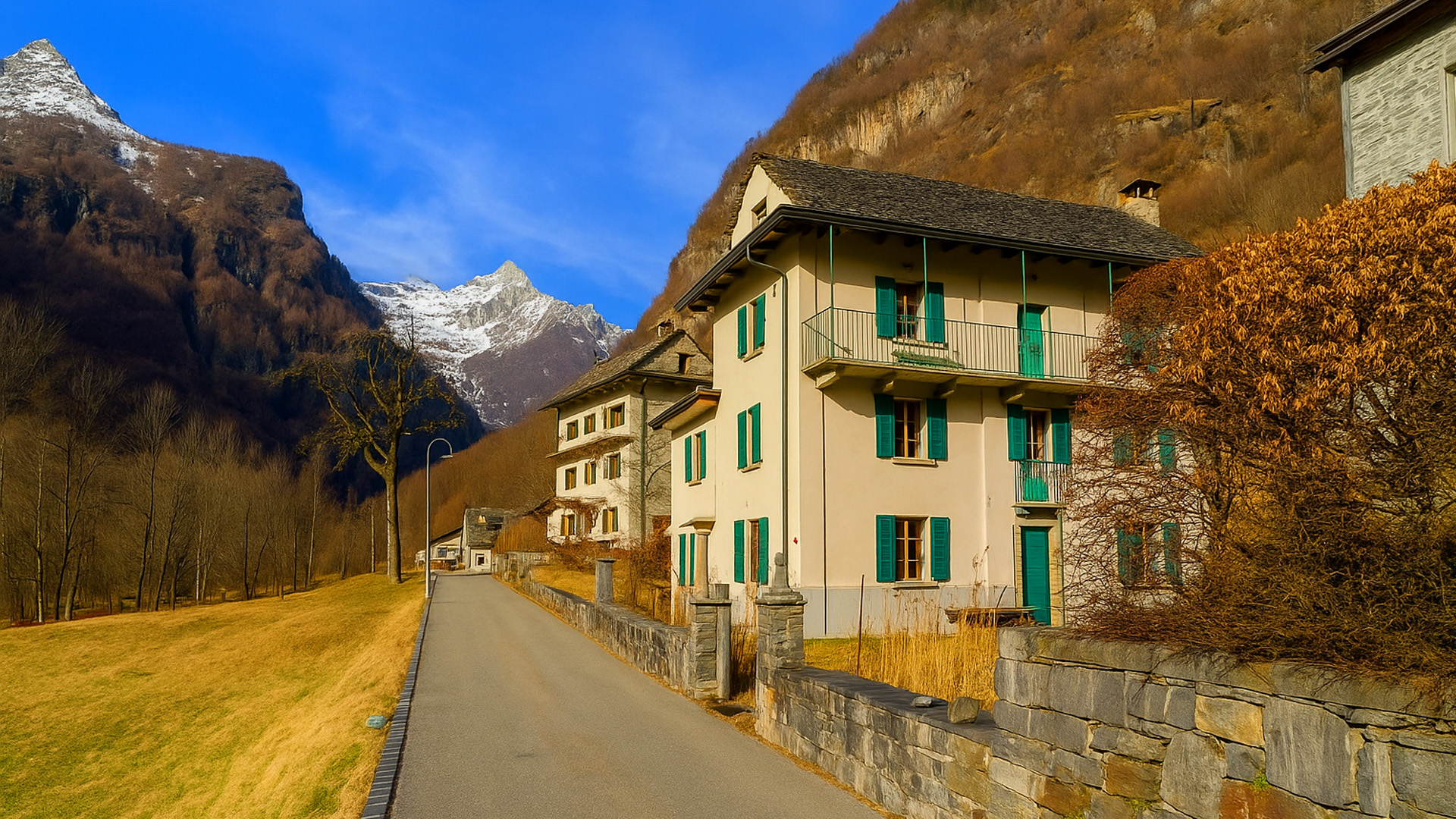 Sonogno Switzerland – Historic Village in Ticino’s Verzasca Valley (4K)