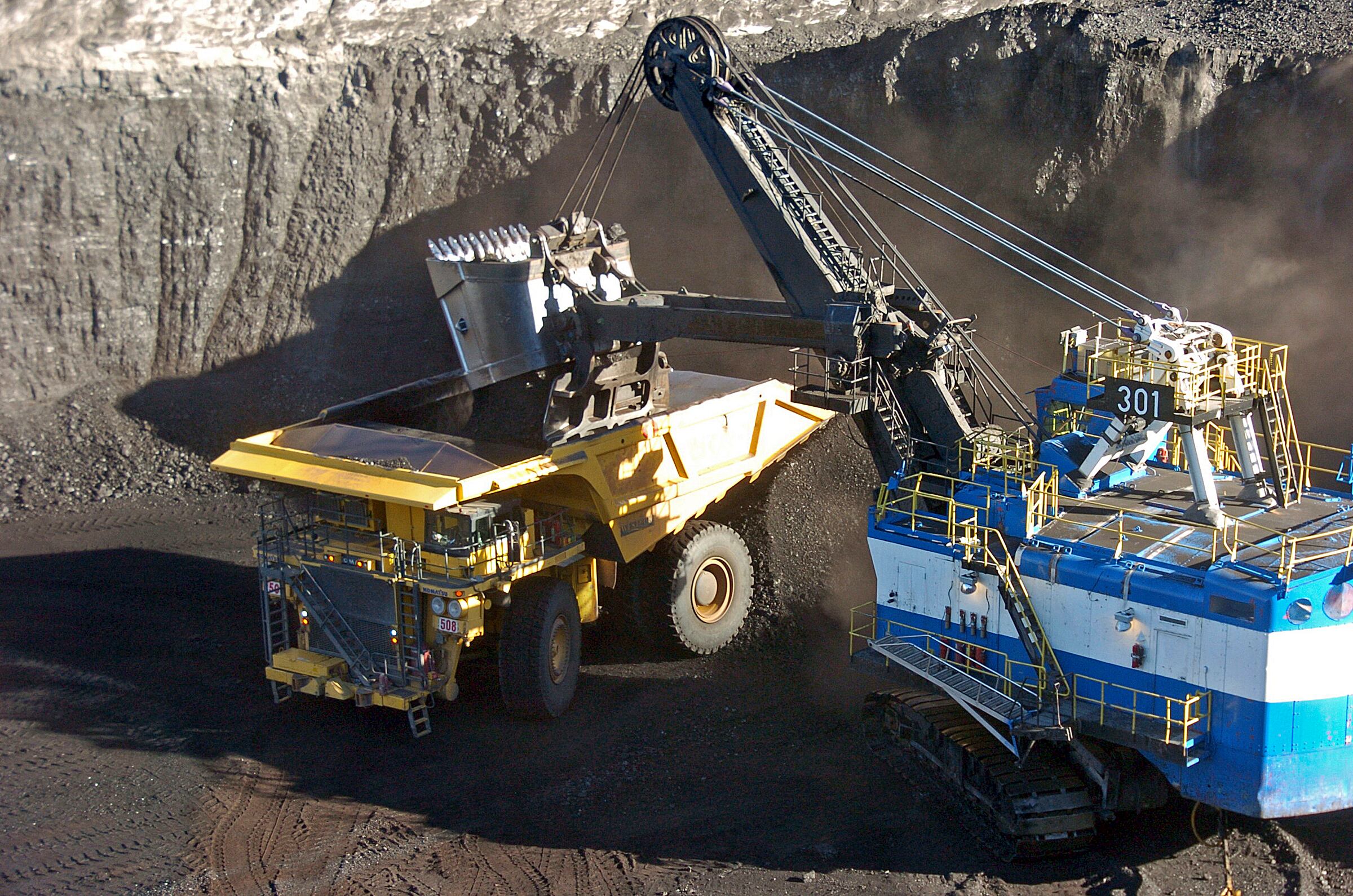 Trump administration opens more land for coal mining, offers $625M to ...