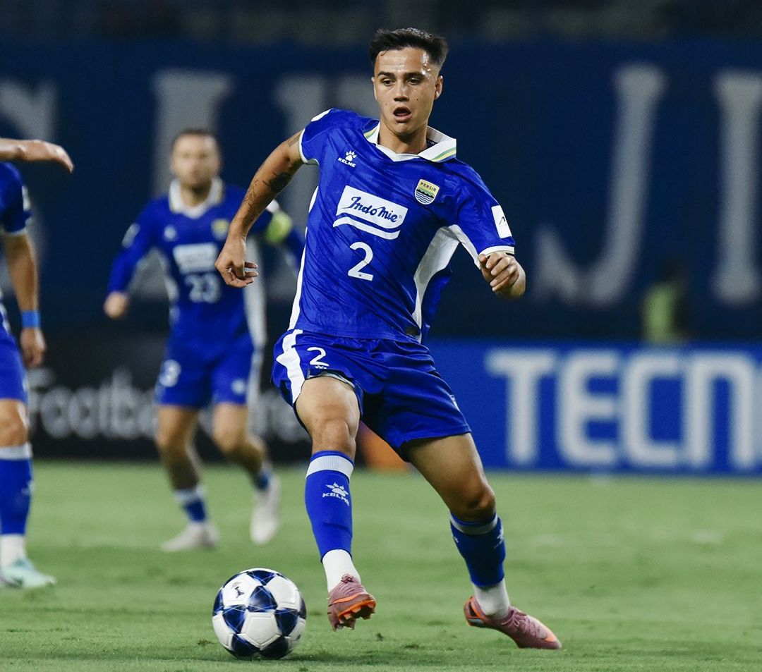 Patrick Kluivert Full Senyum, Tujuh Pemain Timnas Indonesia Bawa Persib ...