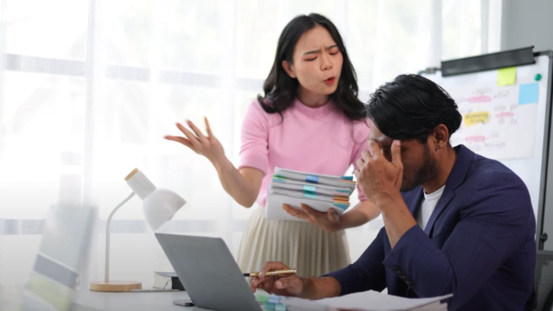 Vous Êtes Victime De Harcèlement Au Travail ? Conseils Pour Y Faire ...