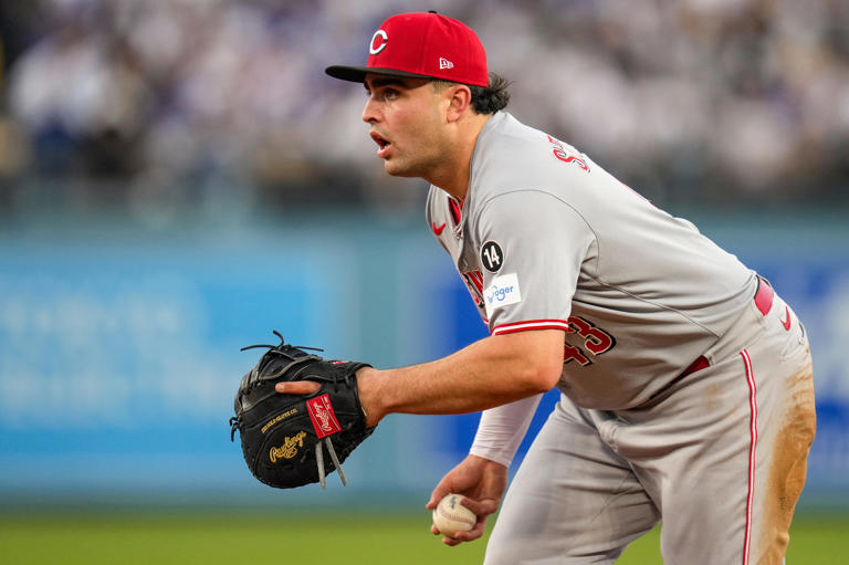 How Spencer Steer's glove plays key role in Cincinnati Reds' offseason ...