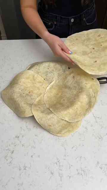 Mouthwatering 1-pan quesadilla bake ready in minutes