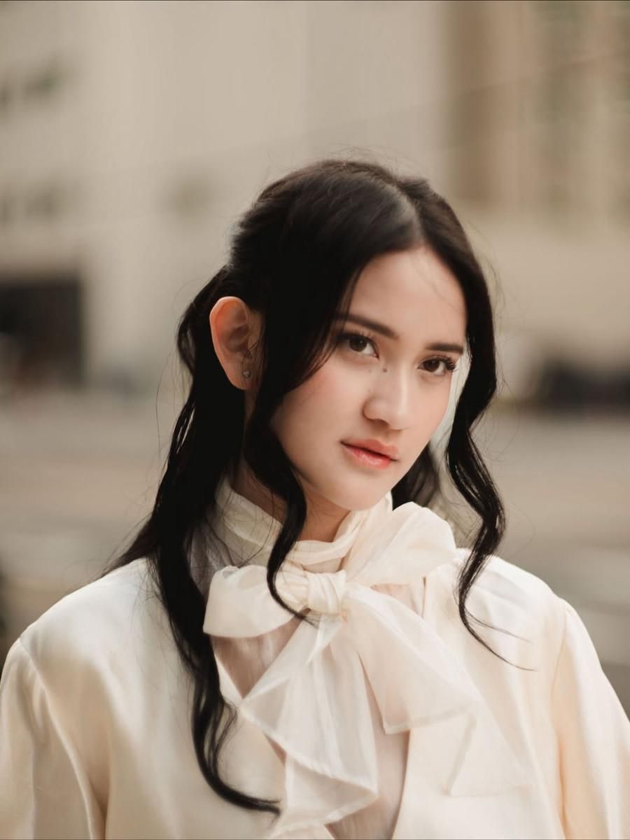 5 Inspirasi Tatanan Rambut a la Harleyava Princy untuk Berbagai Look