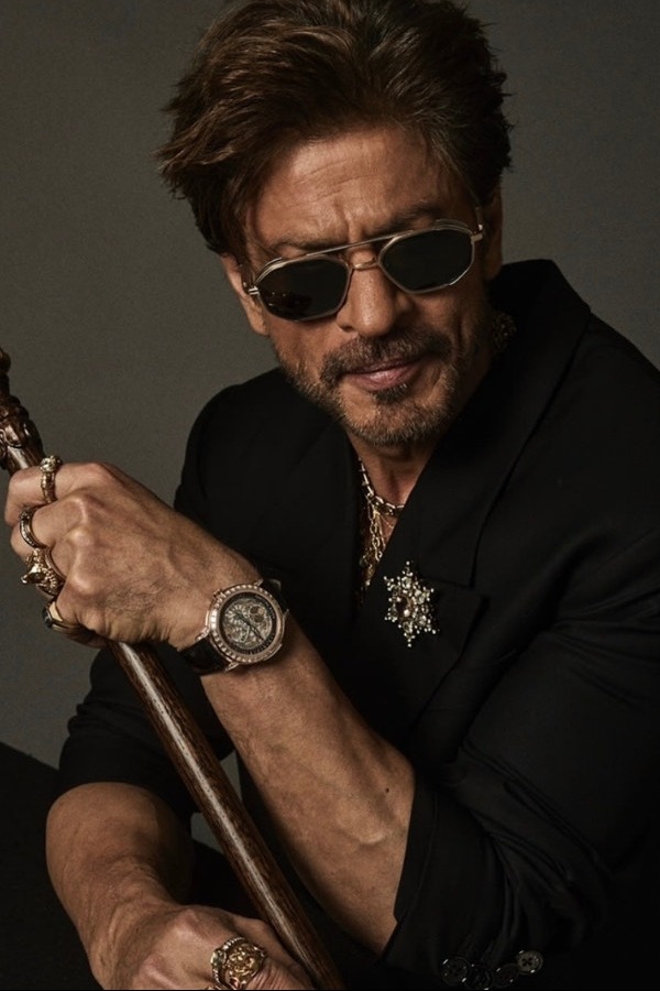 World's Richest Actor! Shah Rukh Khan Is Now Officially A Billionaire ...