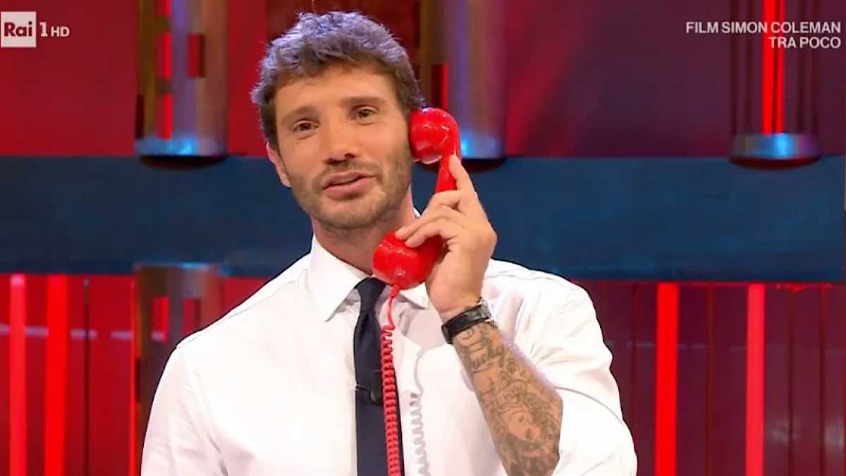 De Martino e Gerry Scotti: “Chiudiamo alle 21.30 per dare spazio alla ...