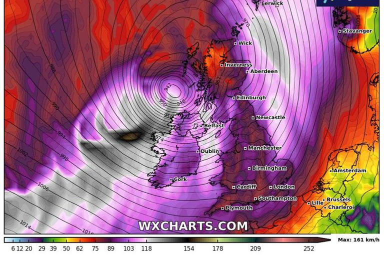 UK faces 'big trouble' as Hurricane Humberto and Imelda merge into ...