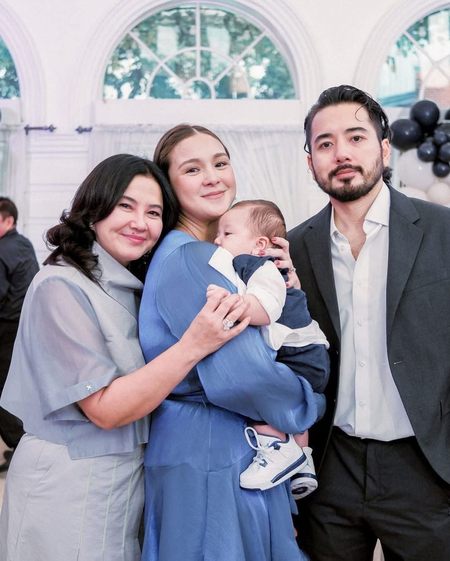 Here are 10 Filipino celebrities who are proud grandparents