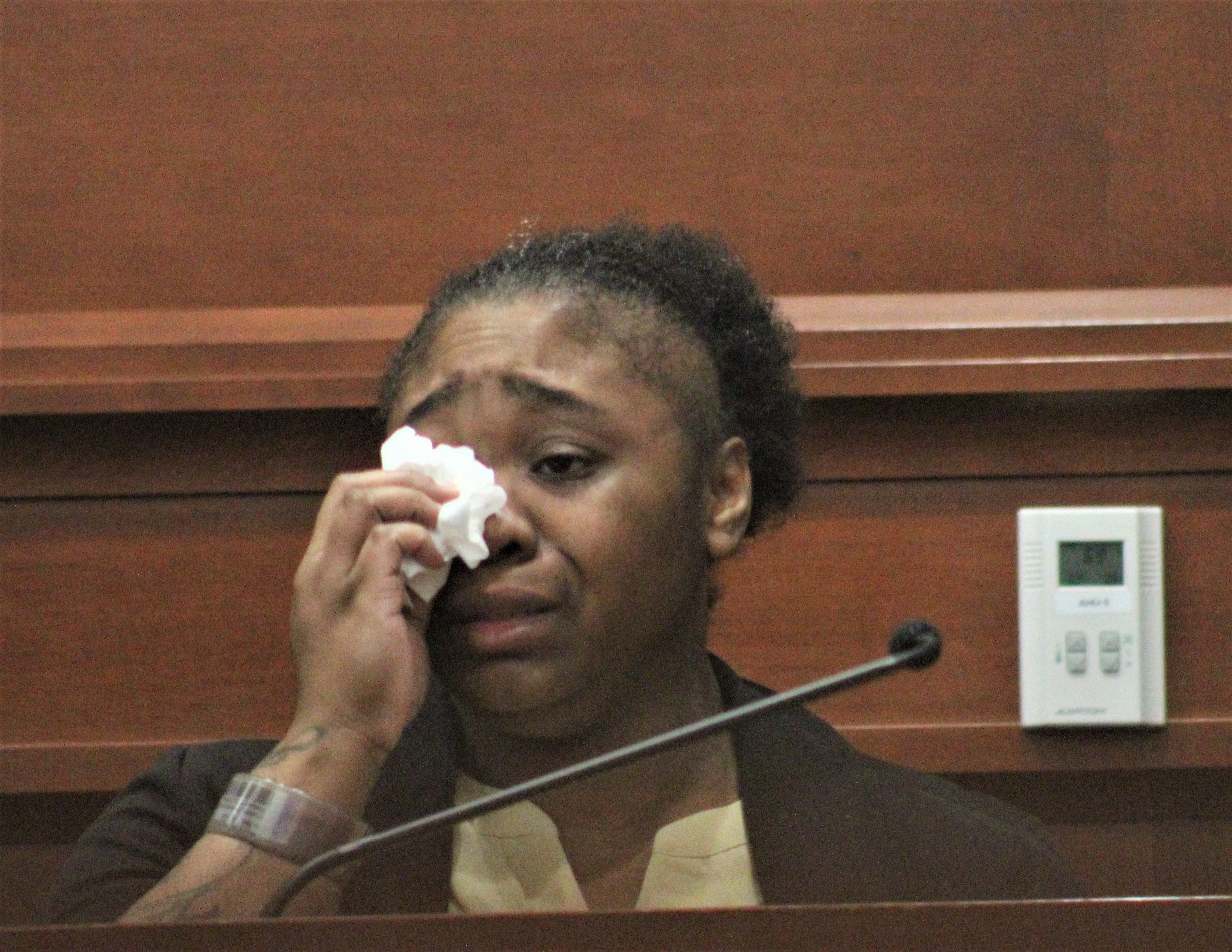 DeLand woman said ex threatened her, they tussled over gun and it fired ...