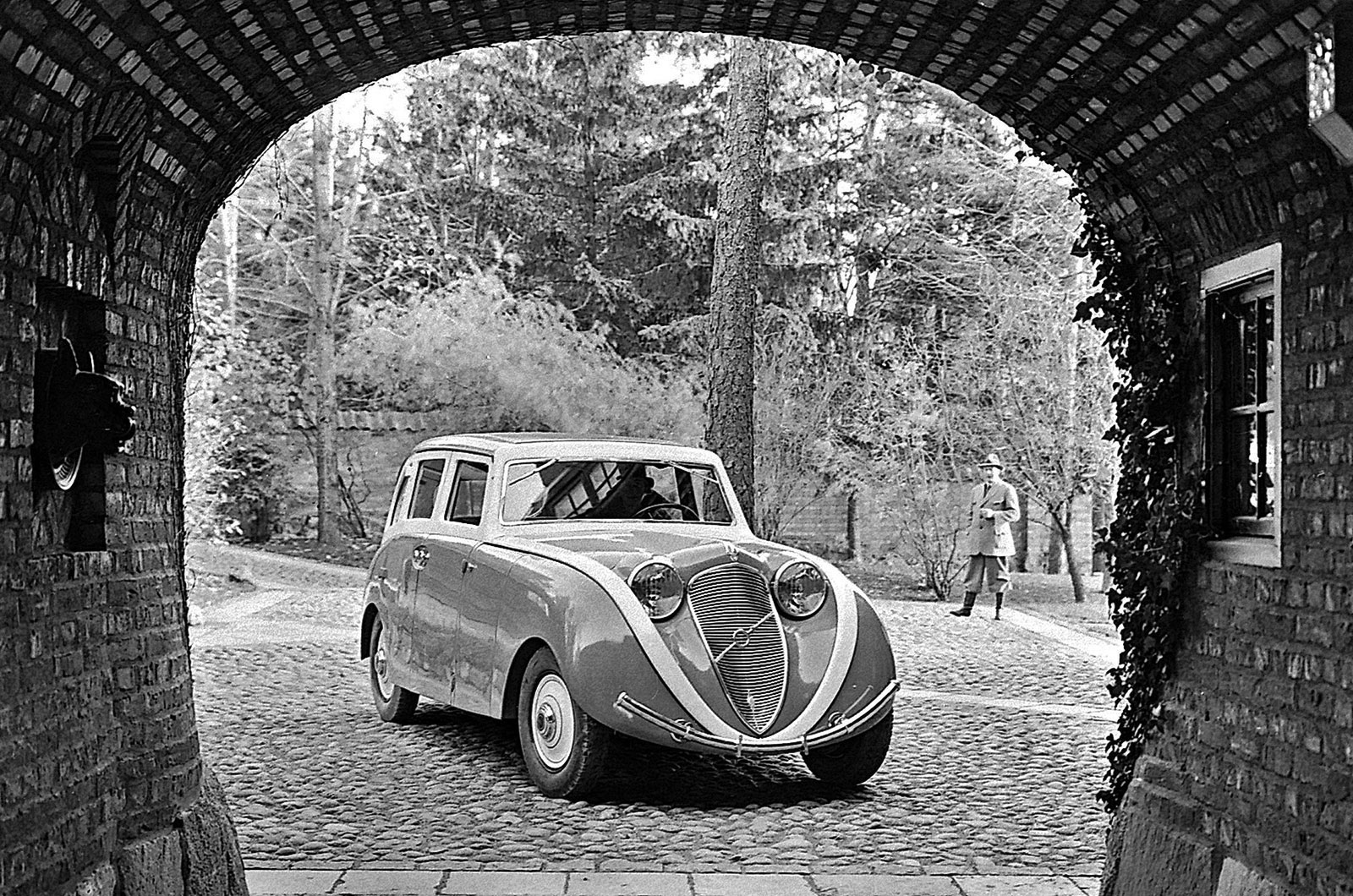 Greatest crazy concept cars ever made
