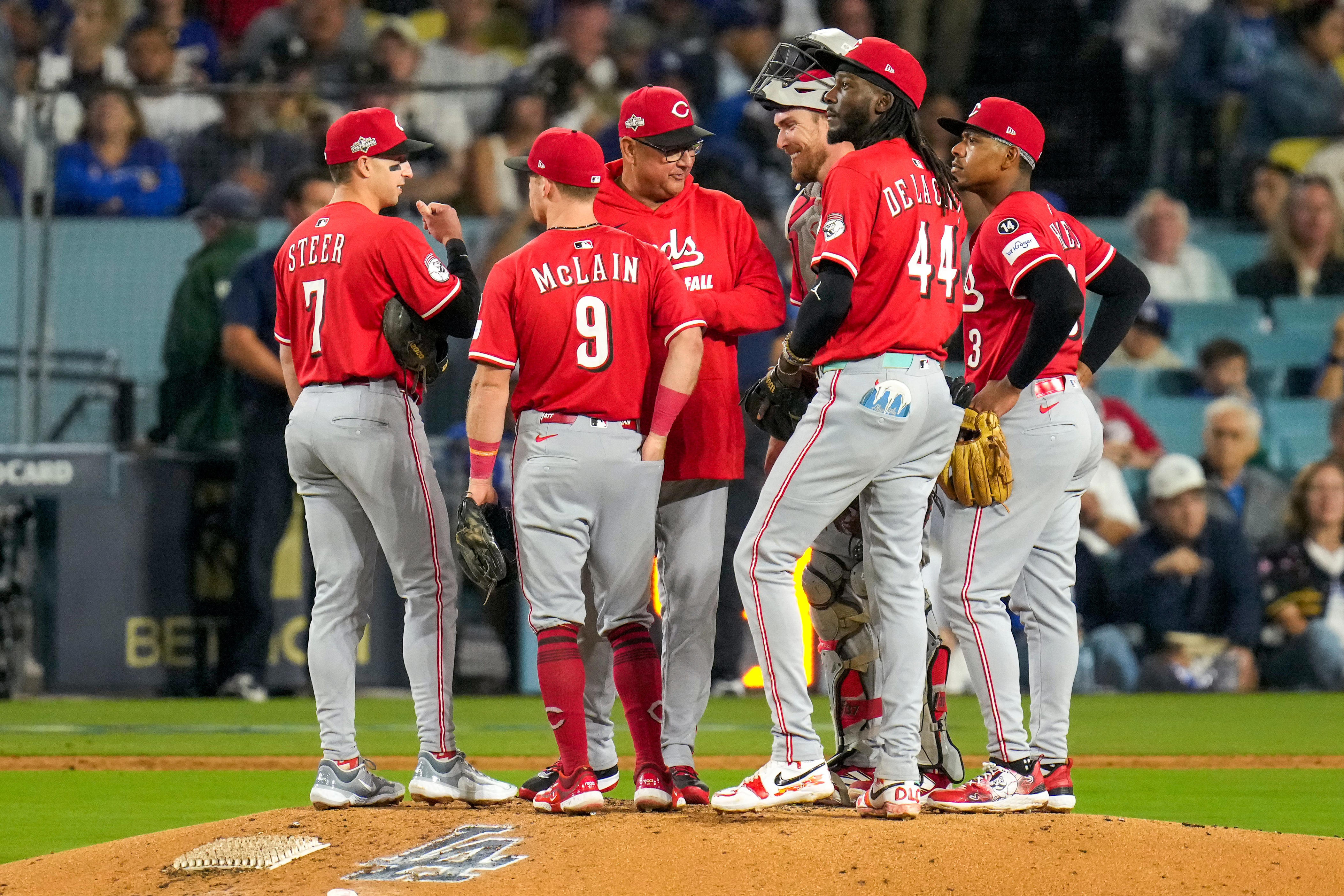 'A special group.' Terry Francona, Reds reflect on the 2025 MLB season