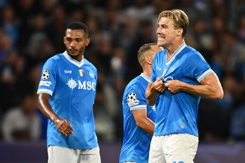 Italian media react to Hojlund and De Bruyne masterclass as 'Maradona ...
