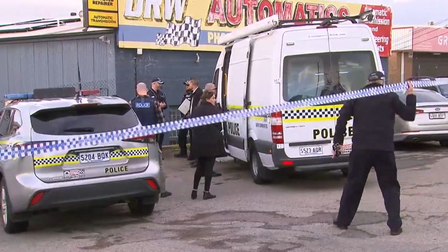 Bikie gang link probed in murder case after father found dead in workshop