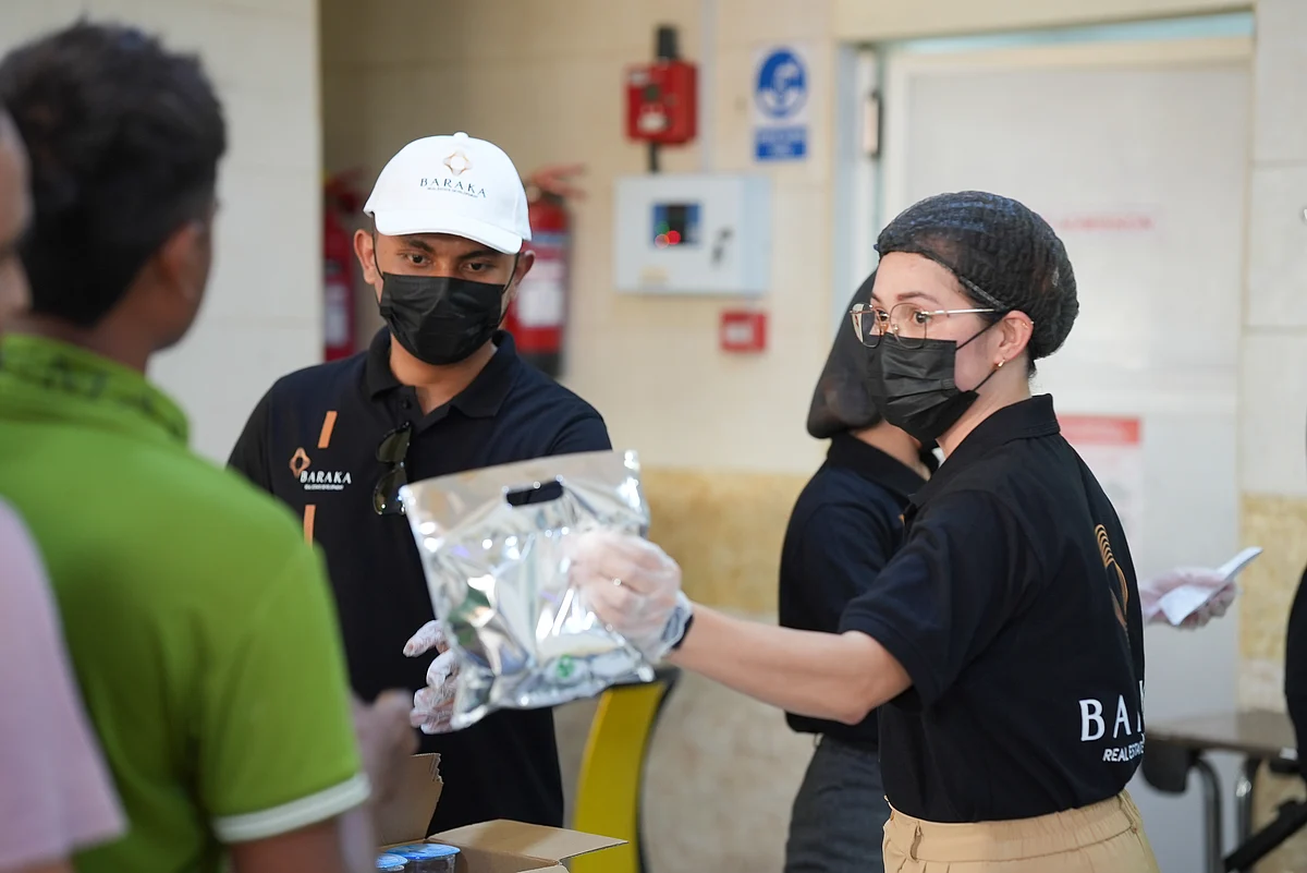Baraka Real Estate Development volunteers in Ma’an’s Food ATM meal ...