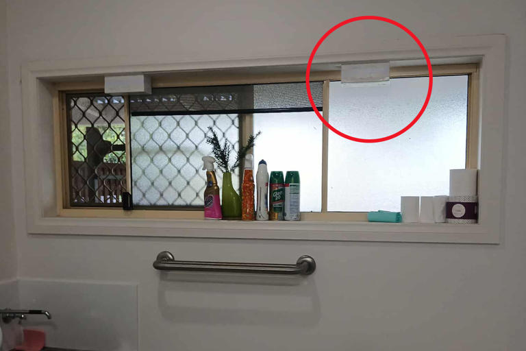 Tradie's alarming find in home prompts warning to Aussies about ...