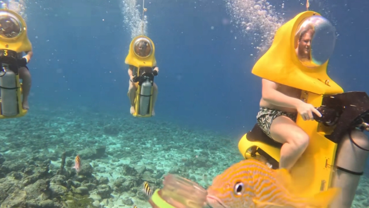 Adventurous underwater scooter ride in Willemstad, Curaçao