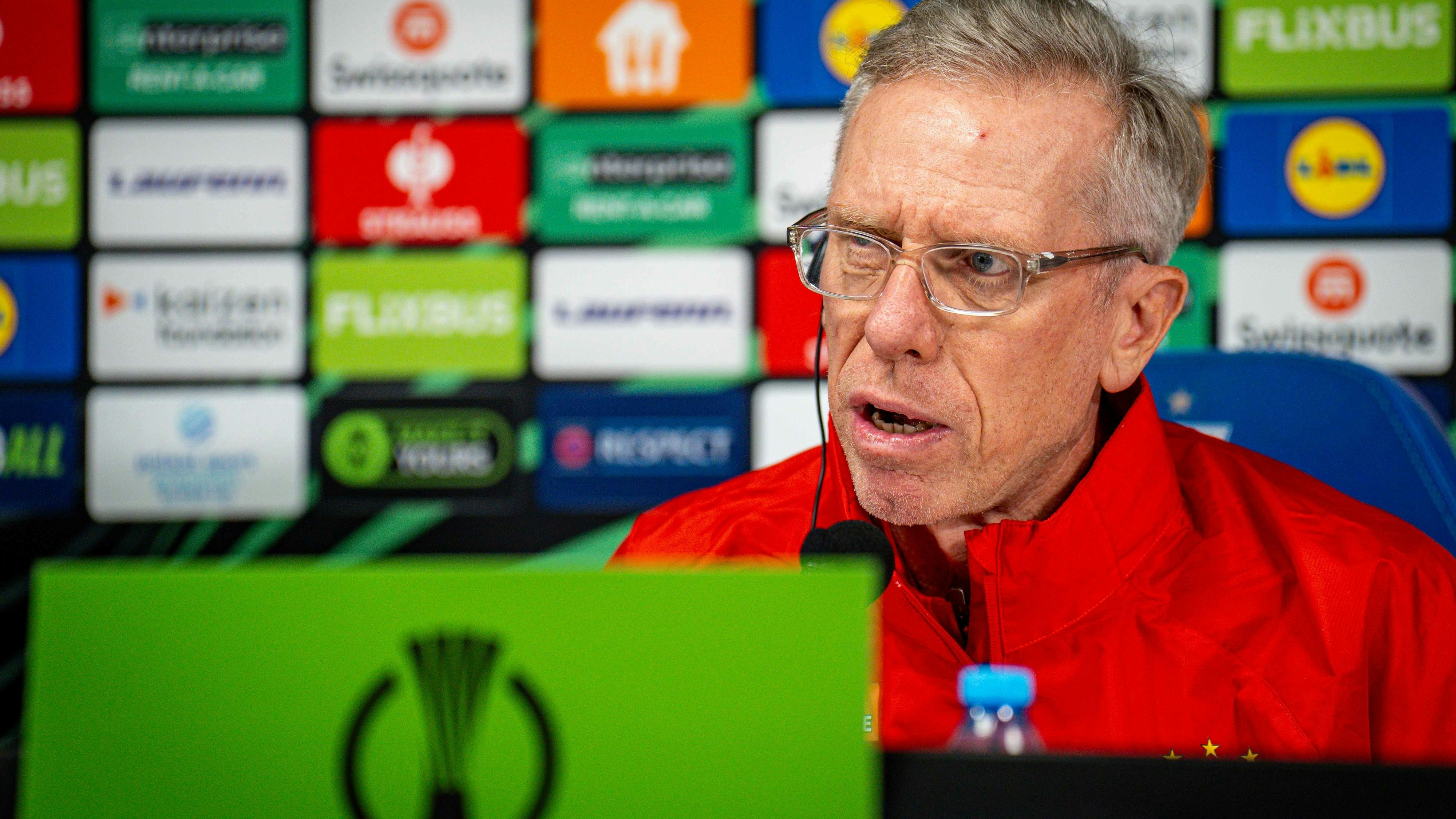 Stöger fordert Derby-Reaktion: "Anderes Gesicht zeigen"