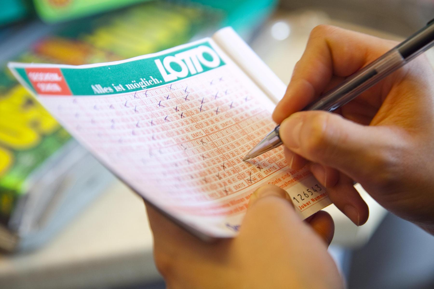 7,8 Millionen Euro: Glückspilz holt im Lotto Sologewinn