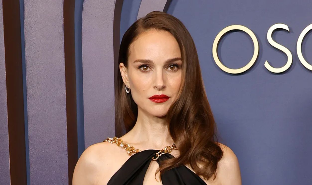 Actors Who Were Legally Forced To Star In Movies, And You Can Tell