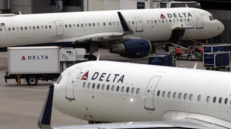 1 person injured in ‘low-speed collision’ between Delta jets on ...
