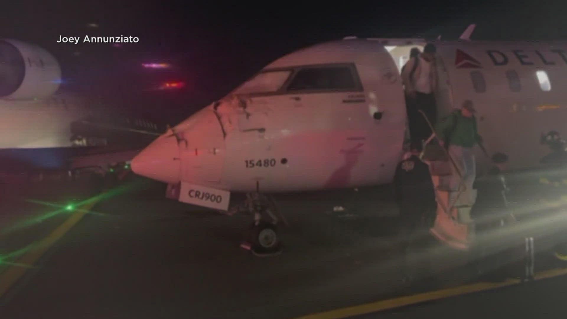 New video shows moments two Delta planes clipped each other