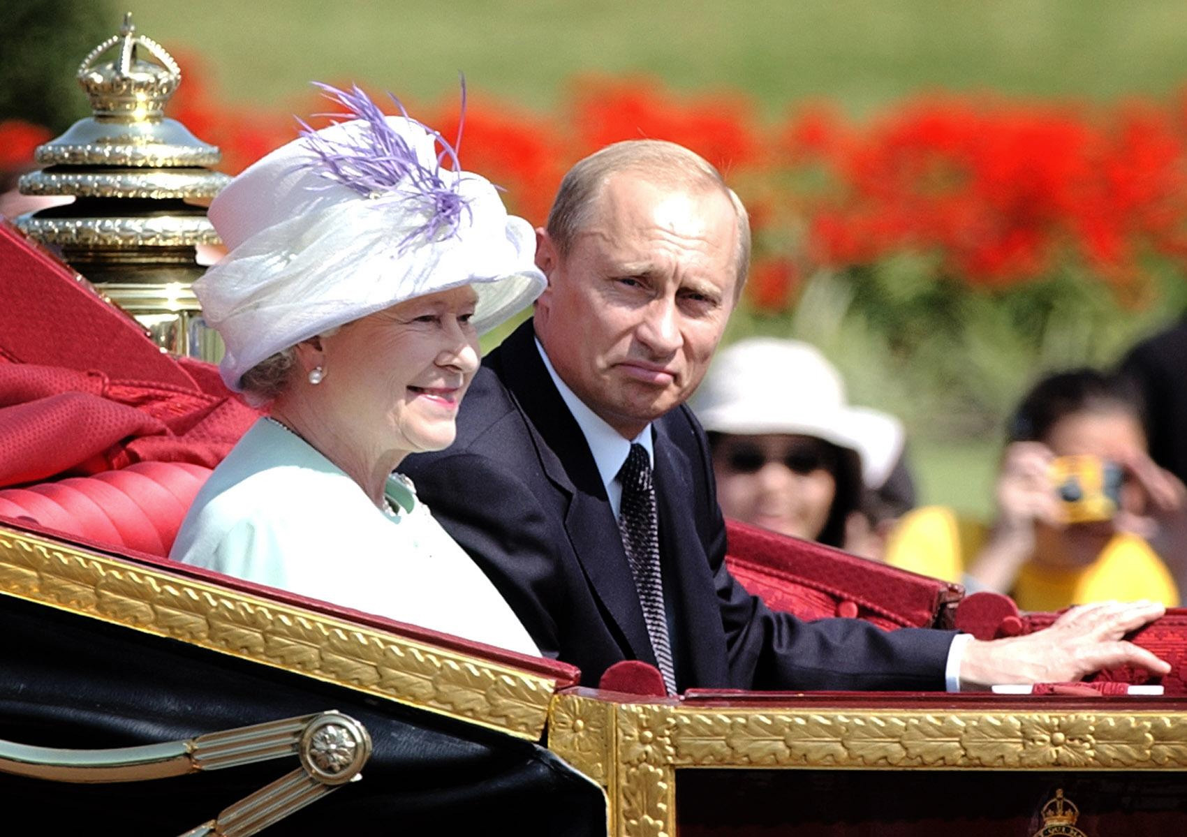 Remembering Putin’s royal snub: How the Queen’s funeral exposed Russia ...