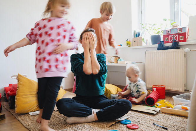 How To Stop Being A Single Parent While Still Married