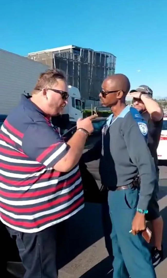 Traffic Officer Assaulted By Suspected Drunk Driver In Viral Video