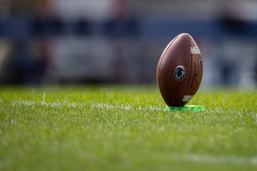 2 Pennsylvania high school football players sign to play at Penn State
