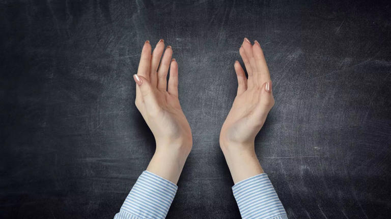 Right-Handed Or Left-Handed? The Science Behind Why We Prefer One Hand