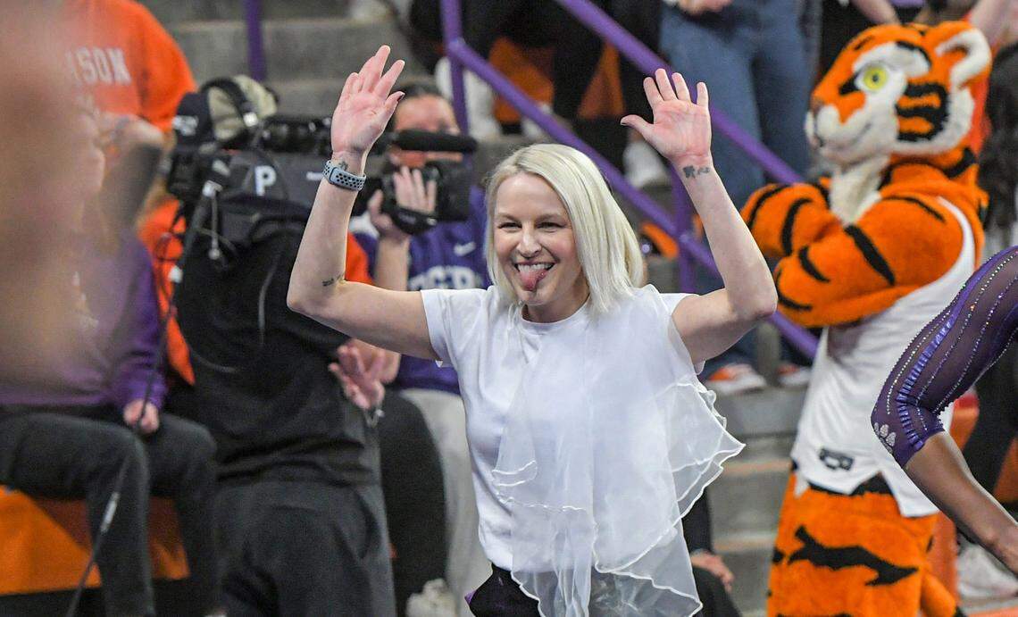 Parents say ex-Clemson coach Amy Smith mentally abused gymnasts. Smith ...