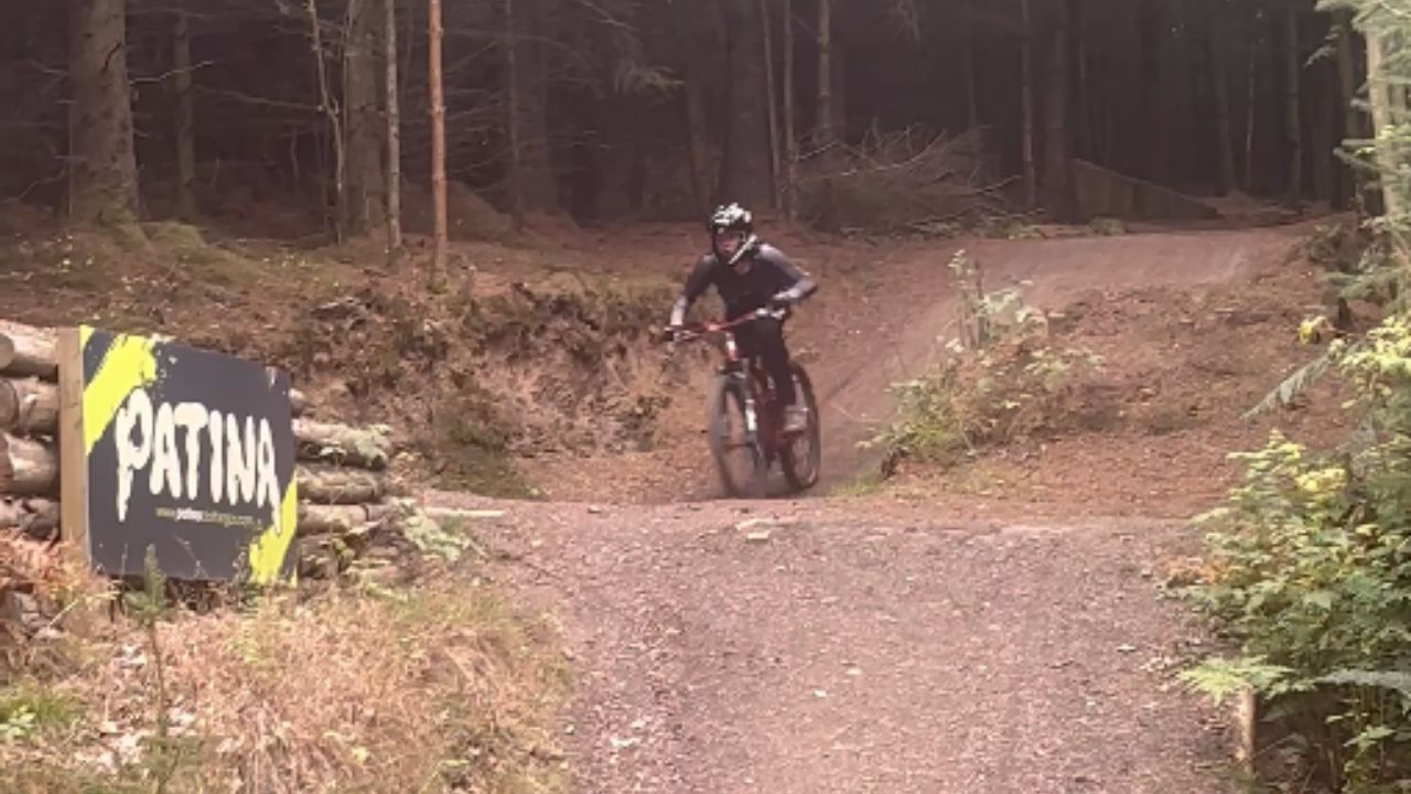 Epic fail: Daredevil tries a giant mountain jump only to crash hard and ...