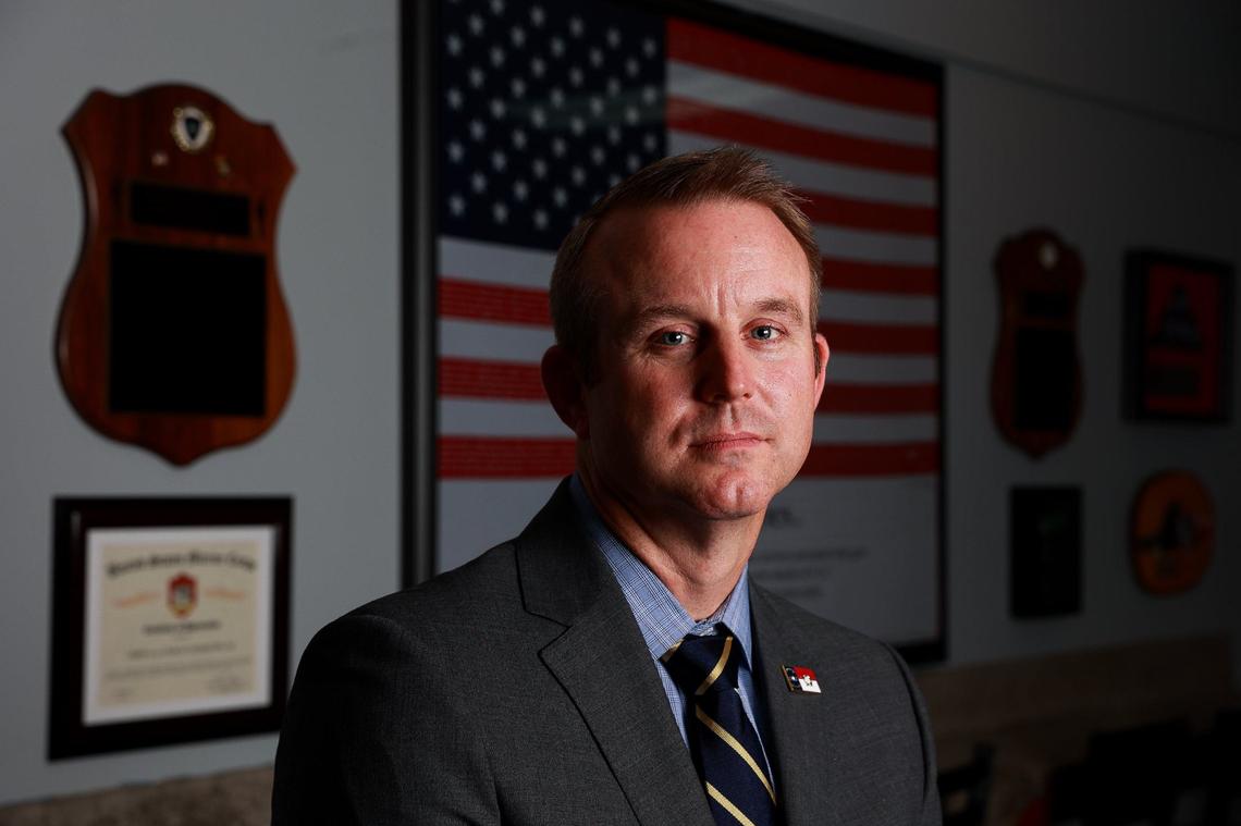 CMPD chief violated 1st Amendment in suspending critical officer ...